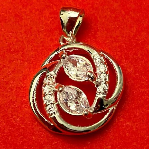 Jewelry | 525costume Jewelrypendant In Silver Setting With Diamonds ...